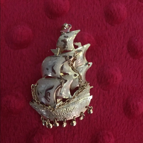 Vintage | Jewelry | Vintage Sailing Ship Brooch Pin Pendant | Poshmark
